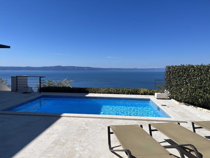 Luxury Villa Mala - 4 Bedrooms & Pool & Jacuzzi - Drvenik