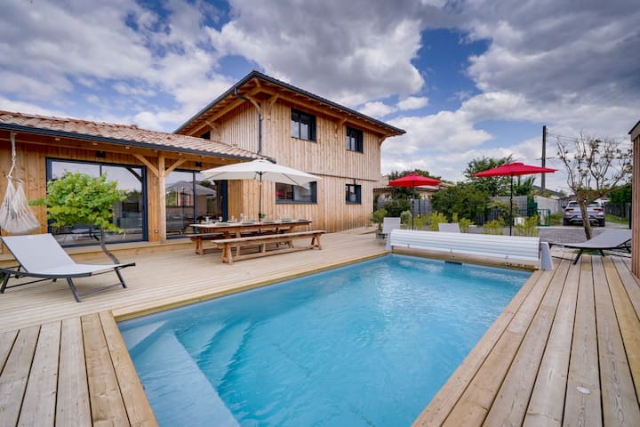 La Villa Tchanquée Du Bassin - Biganos