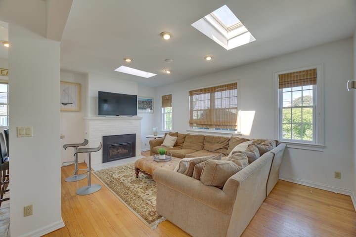 Lovely Apartment In Long Beach: 3 Blocks To Ocean! - Long Beach, NY