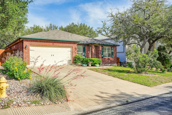 North San Antonio Vacation Rental W/ Yard & Deck! - Encino Park - San Antonio