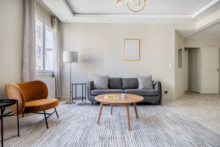 Blueground | Neuilly-porte Maillot, Nr Metro - Neuilly-sur-Seine
