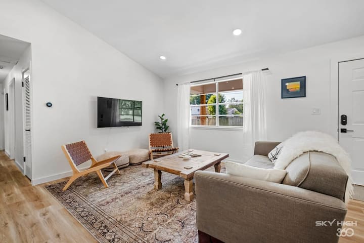 New The Local @ 5th- Modern Cozy Cottage - Rogers, AR
