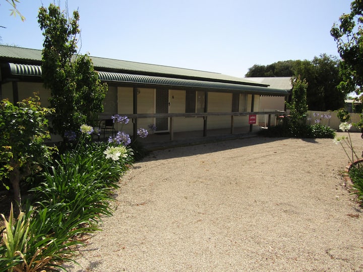 Ramsay's Retreat -Short Walk To Main Street And Be - Port Vincent