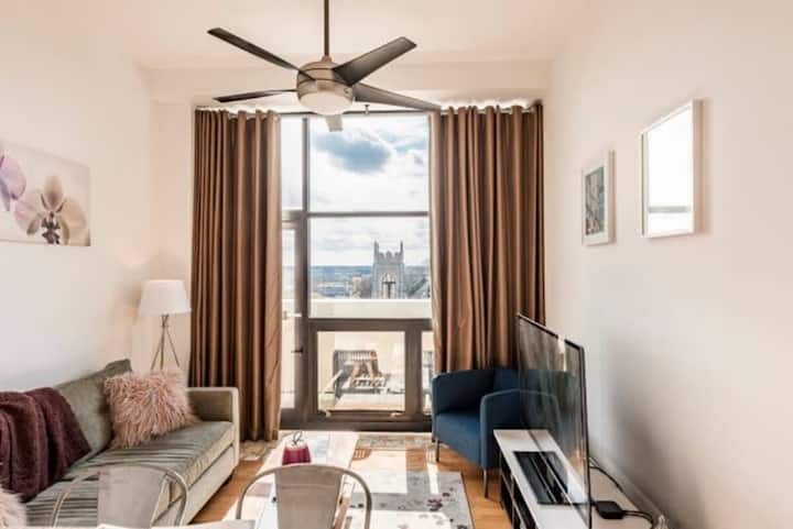Skyline Vista Penthouse In The Queen City - Charlotte