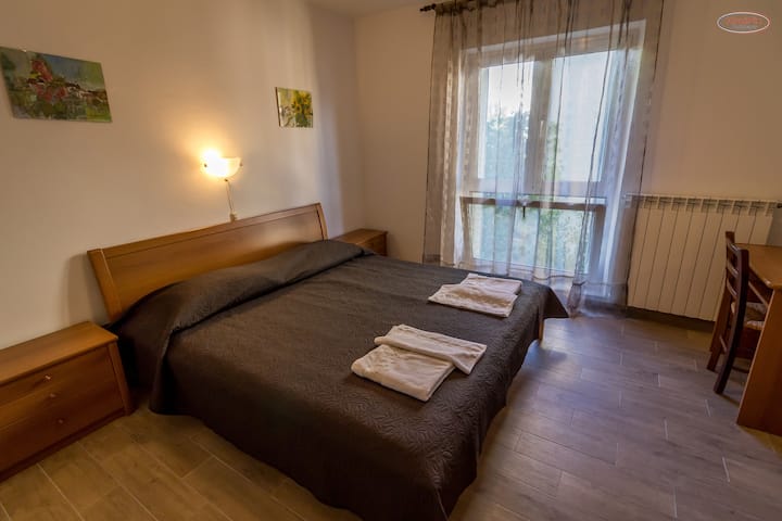 A-21380-a Appartement D'une Chambre Avec Le Balcon - Lopar