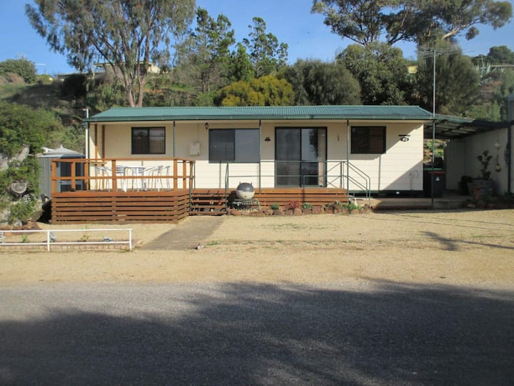 Shack 93 Beach Access Across The Road! - Ardrossan