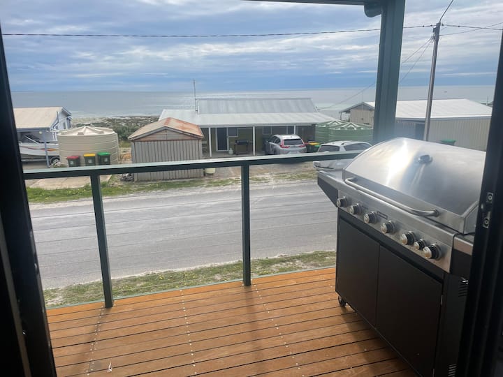 L'il Southshore - 2 Storey On Esplanade - Point Turton