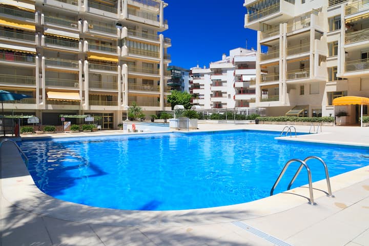 Uhc Novelty Apartments 144 - Salou