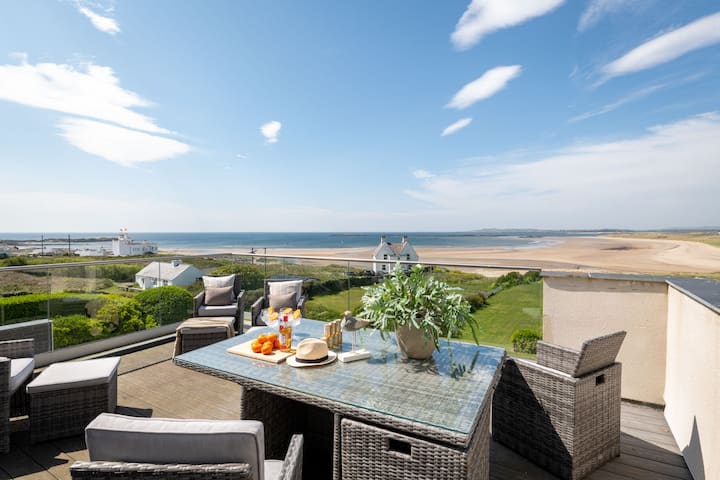 Seascape : Pet-friendly 4bed Apartment Rhosneigr - Rhosneigr