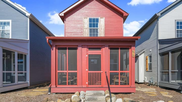 Red Red Wine - Harbor Inn - Illini State Park, Marseilles