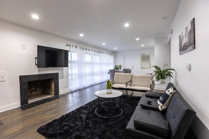 New Chic 6bd 2 Bth Ranch Home, Skokie W/basement - Evanston