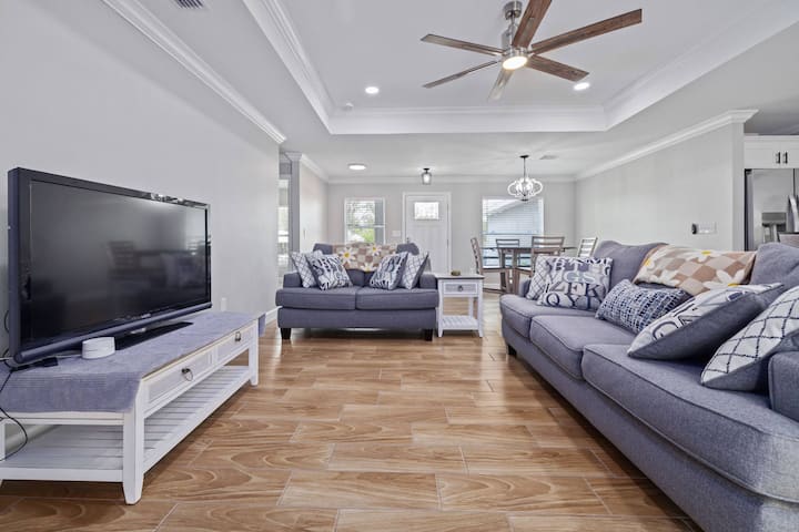 New Pet-friendly 3br Oasis Near Pine Island Beach - Pine Island, FL