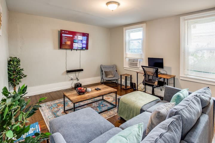 3br Home With In-unit Laundry, Parking, Sound Bar - Rochester, NY