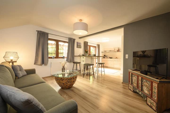 Rustic Holiday Home "Alpenlodge" In Grainau - Grainau