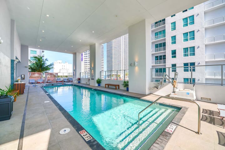 Brickell Elegance With A View - Miami, FL