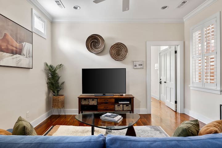 Upstairs Studio36 Walk To King St With Balcony - Charleston, SC