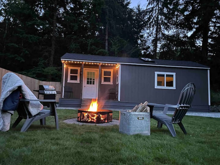 Galbraith Getaway Tiny House - Bellingham, WA