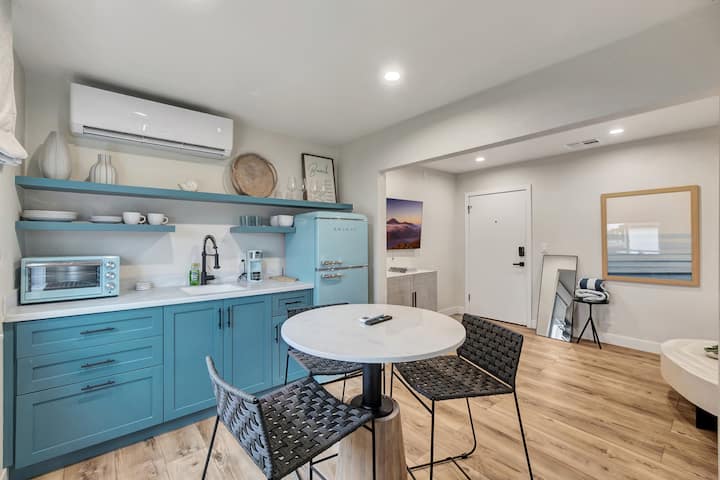 Cozy Studio W/ Beach Access & Parking - San Clemente, CA