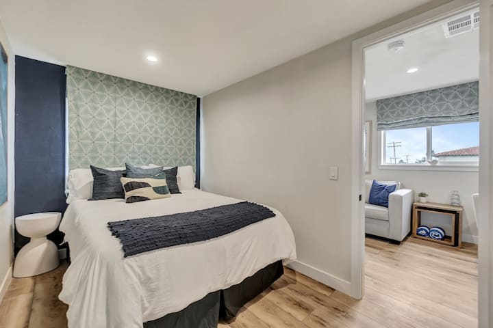 Avenida Del Mar, 5 Suites (1/2 Mile To The Pier!) - San Clemente, CA