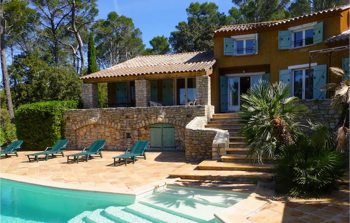 Pet Friendly Home In Entrecasteaux - Var