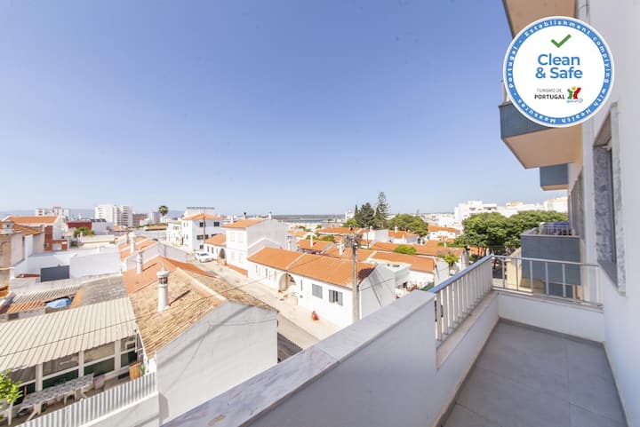 C09 - Portimão 3 Bed Holiday Apartment - Portimão