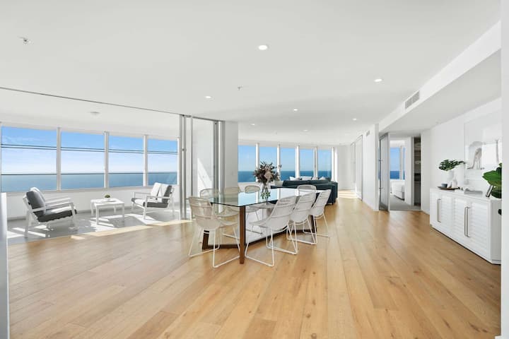 North Facing Q1 4 Bed Sub-penthouse - Level 60! - Surfers Paradise