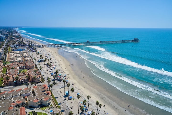 1 Mile To Beach|hot Tub|fenced Yard|downtown|pets - Oceanside, CA
