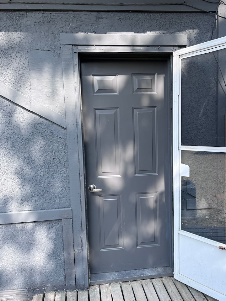 85 Main Unit 2 - Wasaga Beach