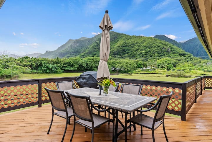 Mau Loa Hale: Perfect Spot On 5 Acres-walk To - Laie, HI