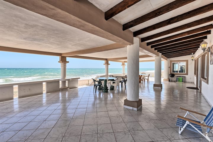 Beachcomber: Spacious & Cozy Las Conchas Beachfron - Puerto Peñasco