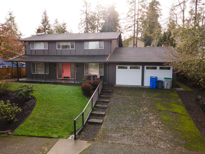 6br-spacious-bright-modern - Eugene, OR