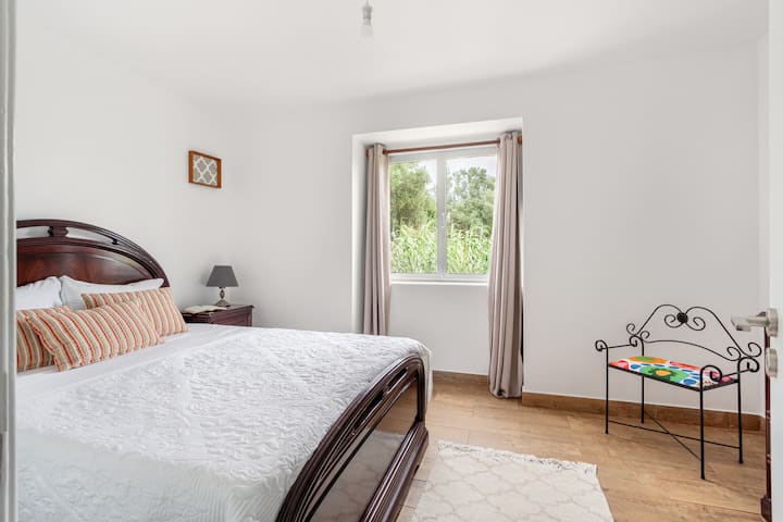 Guestready - Quaint House With Patio - Sintra