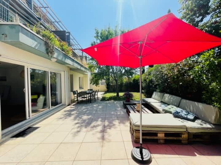 Cocon Dans Un éCrin De Verdure Avec Piscine - La Rochelle