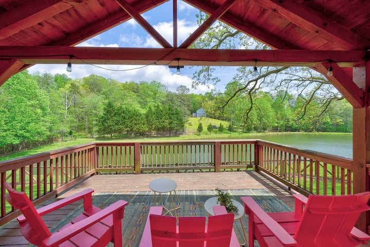 Lake Views | Hot Tub | Fire Pit | Micro Events - Blue Ridge, GA