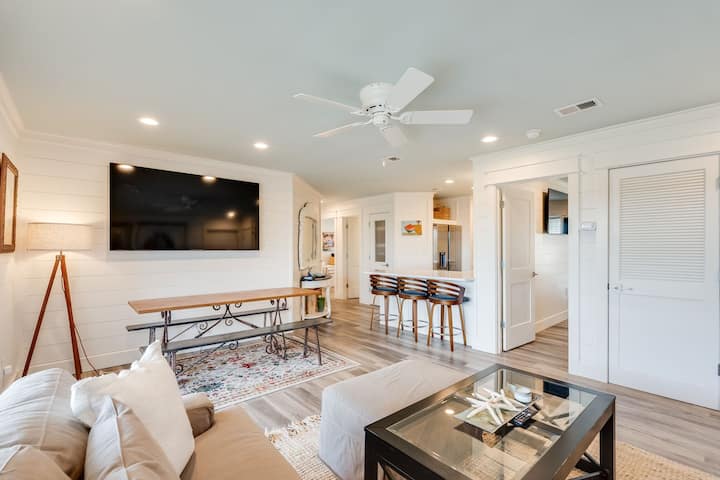 Cloud 9- Renovated 3 Bed Condo - Seagrove Beach, FL