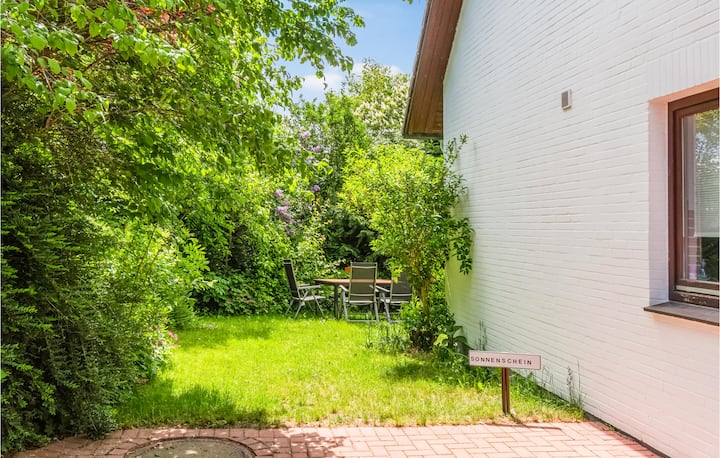 Cozy Apartment In Hasselberg With Wifi - Hasselberg