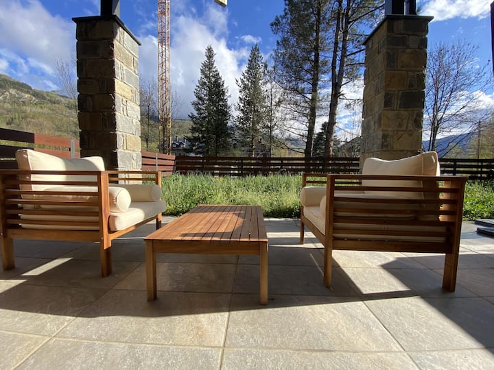 Puro Benasque: En El Corazón De Los Pirineos - Benasque