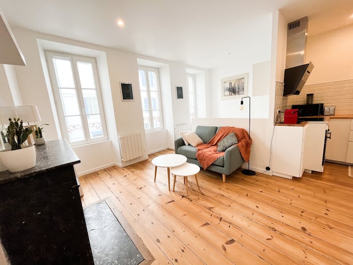 Charmant Studio à Deux Pas Du Marché - Porte Dauphine - La Rochelle