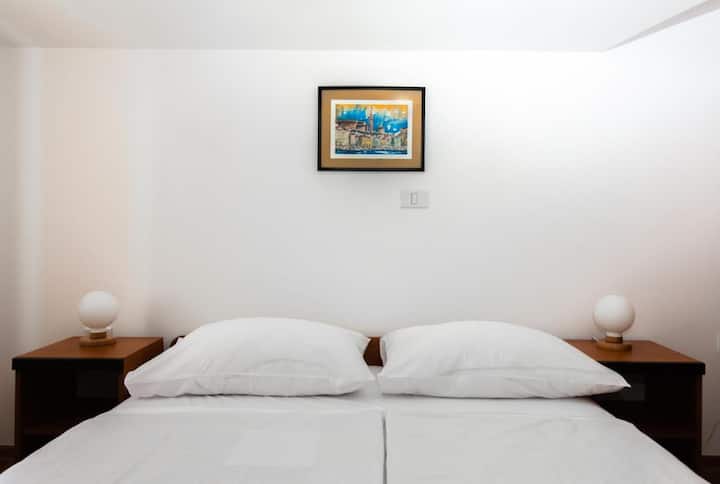 Beachfront Two Bedroom Apartment With Sea View - Piran