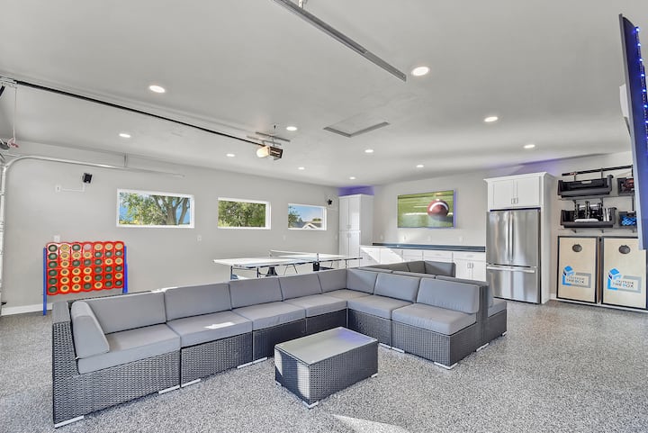 Full Remodel! Steps To Lambeau, Titletown, Resch! - Green Bay, WI