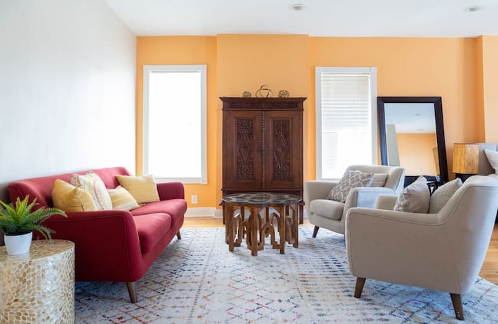 Huge 4br Shaw Loft W/ Extra Large Master Suite - St. Louis, MO