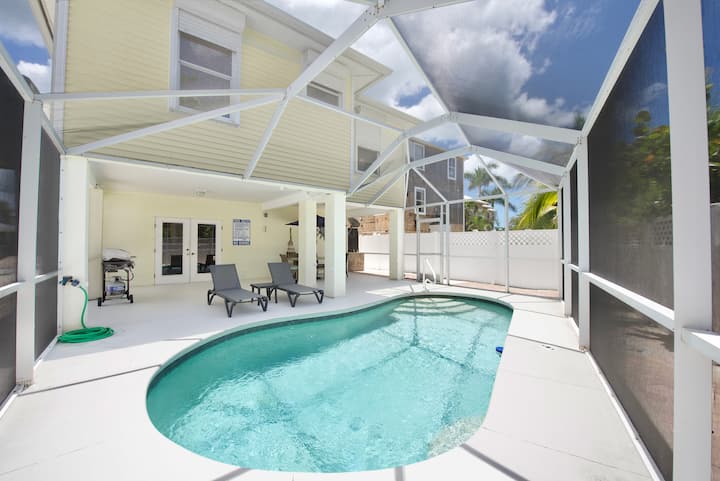 New Listing - Palm Island On Fmb - Fort Myers Beach, FL