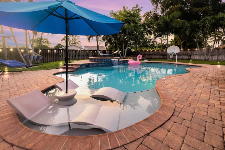 Regal Manor Paradise Heatd Poolspa Gym By Relaxtay - Lion Country Safari, Loxahatchee