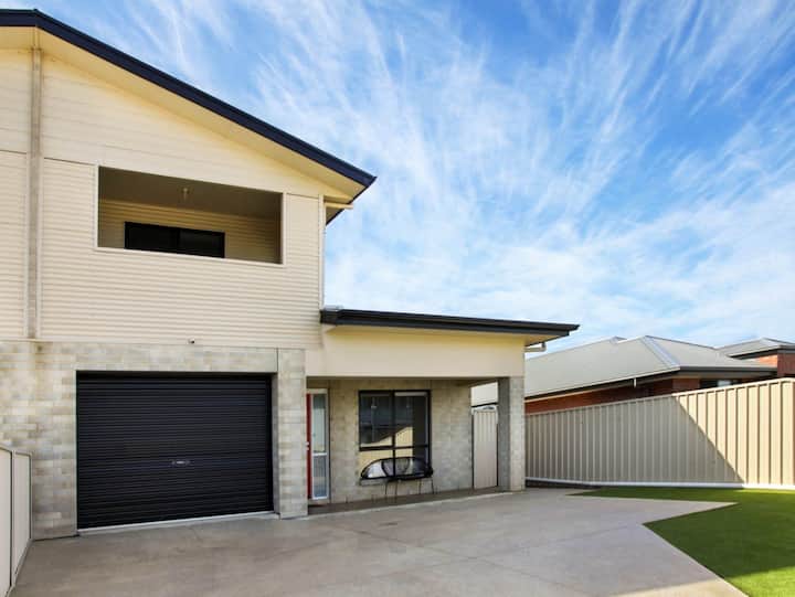 Red Door Retreat - Dog Friendly - Off Peak Special - Edithburgh