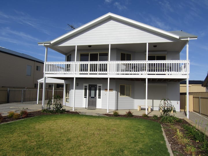 Oyster Views - Sea Views From Balcony. Off Peak - Stansbury