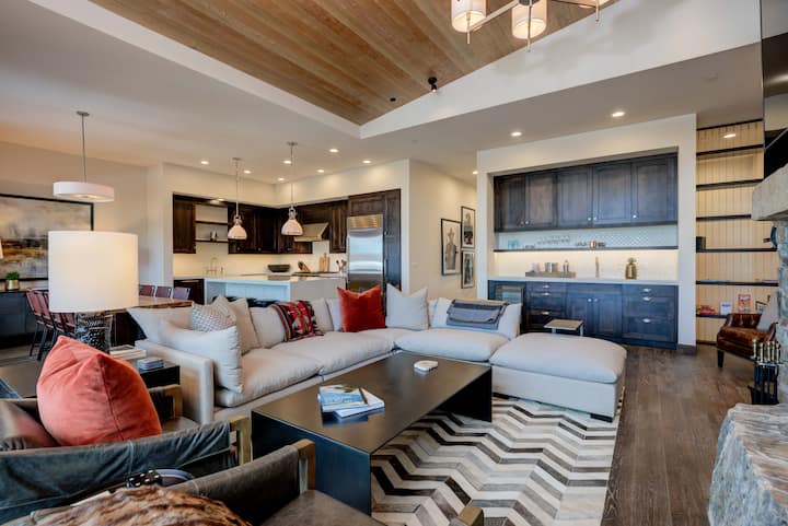 Luxury Big Sky Ski Retreat - Moonlight Basin - Big Sky, MT