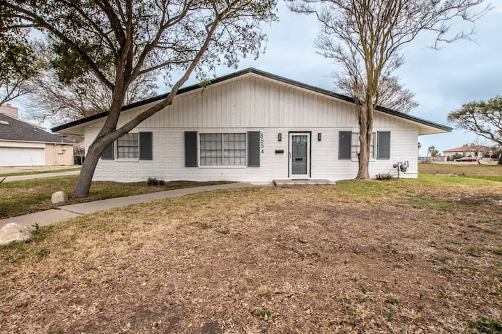 Contemporary Coastal Oasis Awaits - North Padre Island, TX