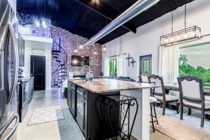 Massey Rock Farm - Amphitheater, Tatum