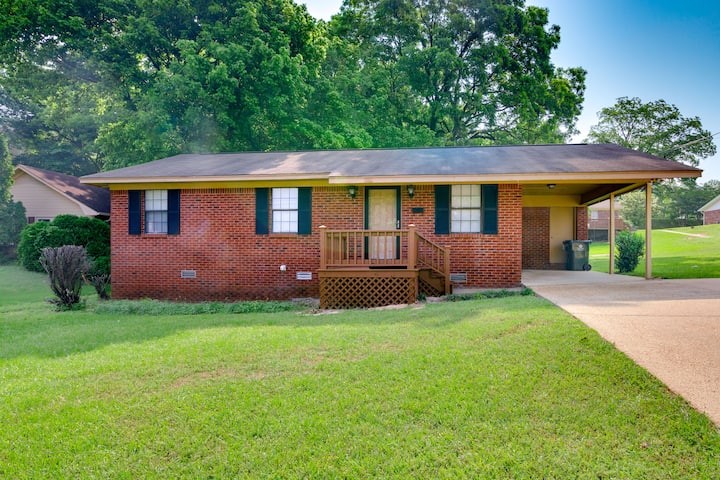 Mississippi Vacation Rental < 1 Mi To Ole Miss - University of Mississippi, University