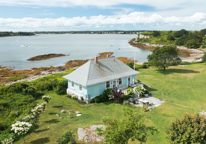 Little Blue Cottage | House Island Escape - Long Island, ME